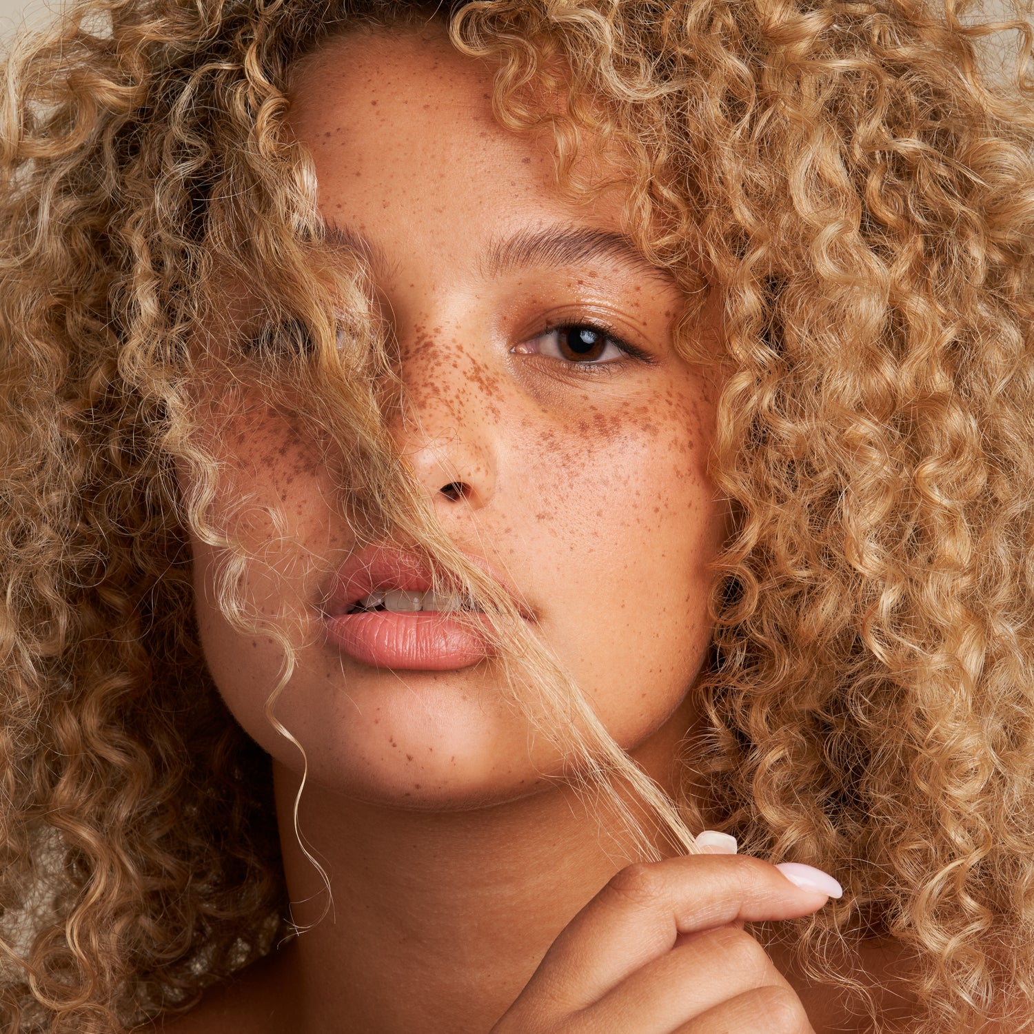 NOTICE HAIR CO. | plastic-free shampoo bars & body care – NOTICE Hair Co.